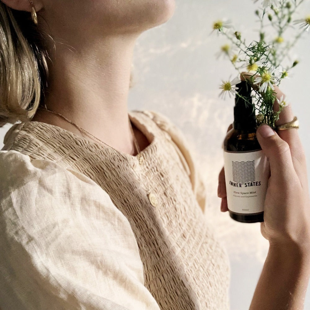 SPACE MIST - FLOW - ASSORTED SIZES – A Quirk of Fate